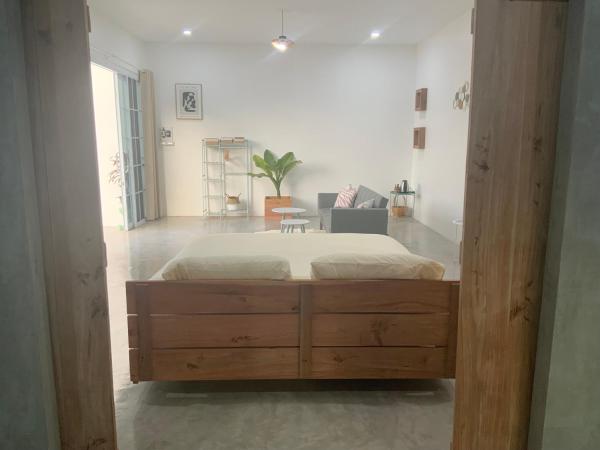 Studio Thakhek-private Loft With Terasse - Laos