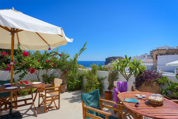 Erato Apartments - Lindos