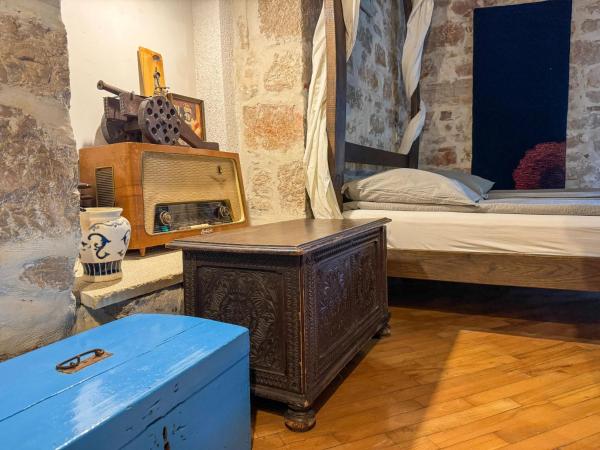 Charming Studio In Betina, 30 M², Terrace - Tisno