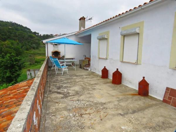 Charming House In Miranda Do Corvo + Spacious Terrace - Coimbre, Portugal