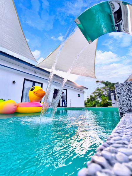Ipoh Santorini Pool Villa 4br 15pax By One Life Four Season Guesthouse - Chemor