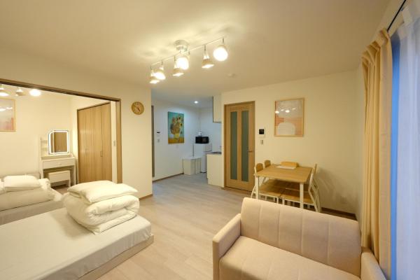 New Open!難波まで電車で5分!花園町駅徒歩1分!ホテルリネン使用 305 - Osaka