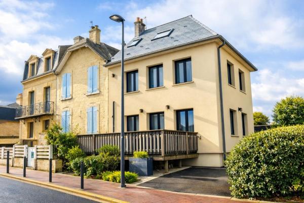 Maison Face à La Mer Avec La Plage à 50 M & Parking Privé - Courseulles-sur-Mer