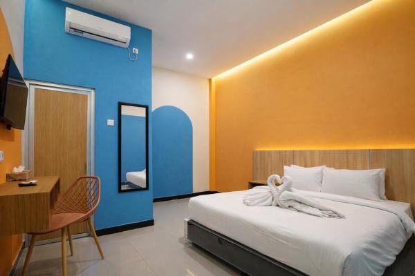 Tripletree Kenaro Hotel - Malang