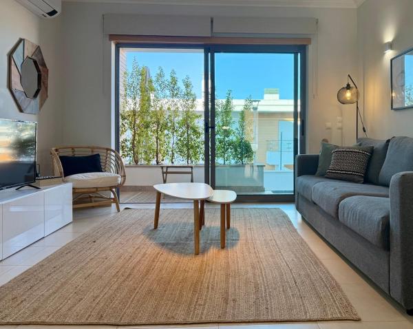 Beautiful Family House In Albufeira T2 Pool And Garage - Albufeira