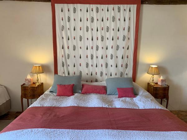 Château De La Faverie Chambres D Hôtes - Château-du-Loir