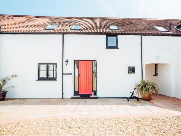 Atrato's Stable - Uk6735 - Pembrokeshire