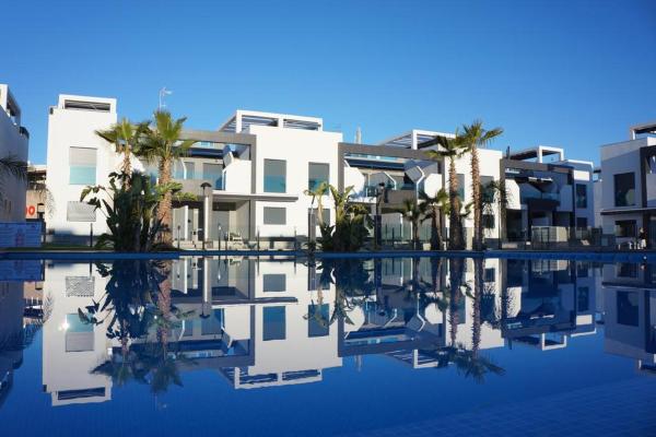 Oasis Beach - Cabo Roig