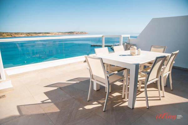 Pretty Beachfront Penthouse In Mellieha - Malte