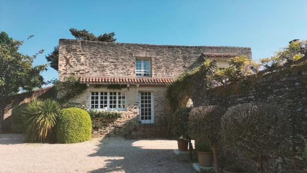 Near Nantes House In Vineyards With Pool - Basse-Goulaine