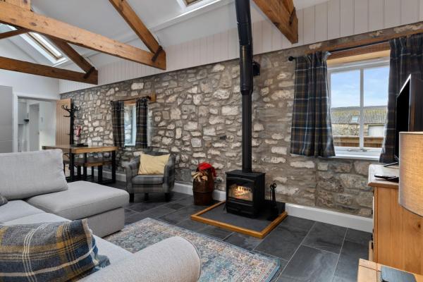 Beudy Howel - Beautiful Barn Conversion With Fire Pit, Close To Beaches - Llansteffan