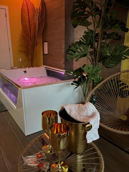 Le Bovary Hotel Suite Safari - Province de Liège
