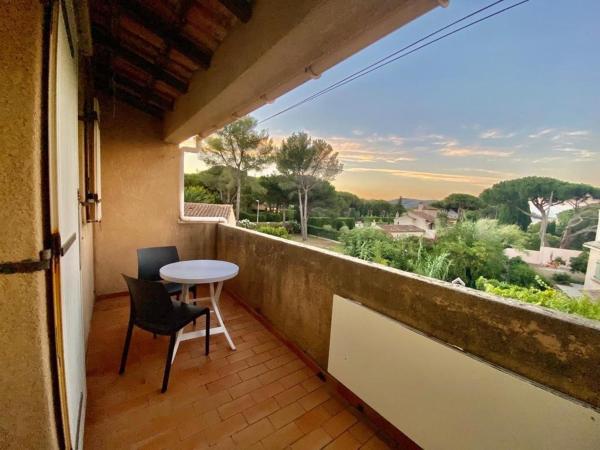 Sm077 Sainte Maxime La Nartelle-soleil D'or Jusqu'à 4 Pers - Sainte-Maxime