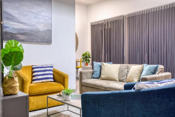 Stylish Archway Apartment Steps From Balluta Bay - Malte