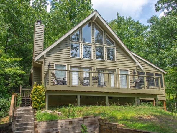 Mountain Charm - Tennessee