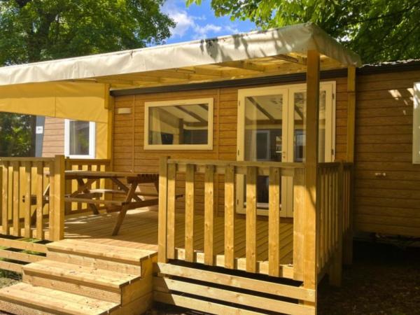 Mobil Home Confortable Avec Terrasse Pour 6 Pers. - Api-1-52-1720 - Val-d'Oise