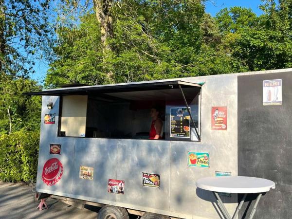 Mobil Home Confortable Avec Terrasse Pour 6 Pers. - Api-1-52-1720 - Creil