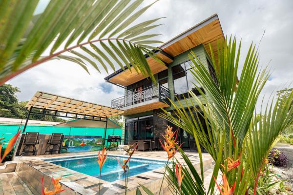 Casa Esmeralda-5min To La Fortuna,king Beds & Pool - La Fortuna