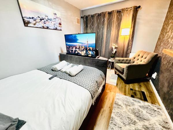 Air Conditioned Luxury 2-bed Apartment,office With Built-in Tv King Bed, Private Entrance And Free Parking - Knutsford