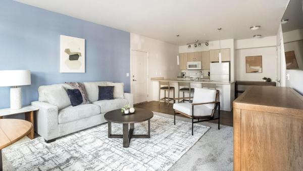 Landing Stunning 1bd Gym Clubhouse - Marysville, WA