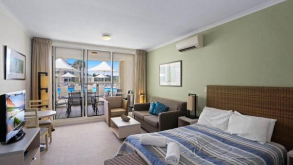 Seaside Escape - Ettalong Beach Resort - North Shore