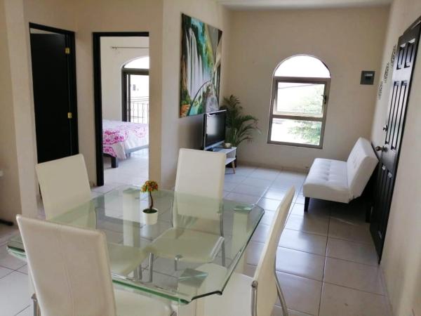 Venecia Apartment, Excellent Location - Tepic