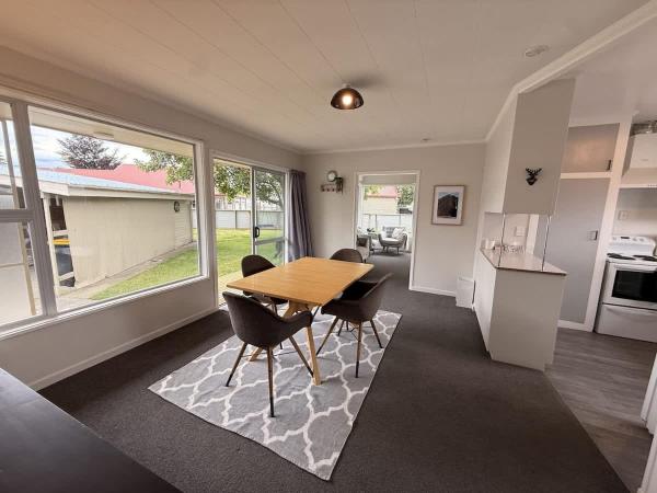 Mackenzie Mews Twizel Retreat - Walk To Town, Wi-fi, Sleeps 6, Pets Ok - Twizel