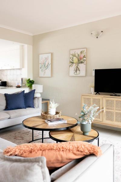 Spacious Noosa Parade Villa Walking Distance To Hastings St And Main Beach - Noosaville
