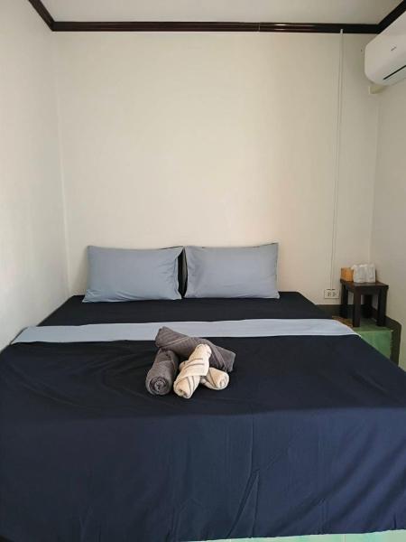 บ้านผู้การรีสอร์ท - Kabin Buri District