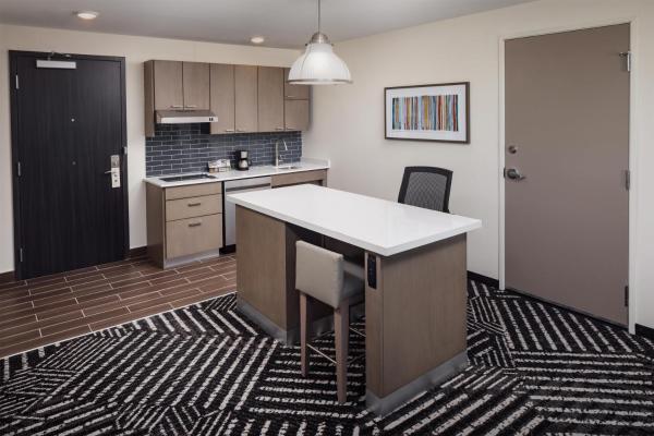 Hyatt House Royal Oak / Birmingham - Royal Oak, MI