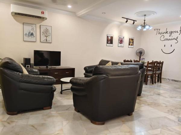 Warmy 4 Bedrooms Double Storey Homestay, Few Mins To Town, By Mr Homestay - Teluk Intan