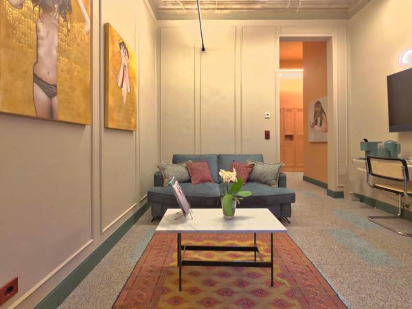 Homeby, Cinisca Suite Rose - Bologne