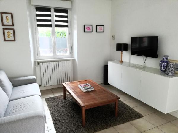 Aux Tuiles Rouges Maison 4 Pers Dinard Avec Jardin - Dinard