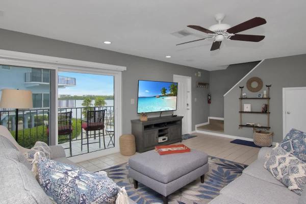 Changes In Latitude - Key Colony Beach, FL