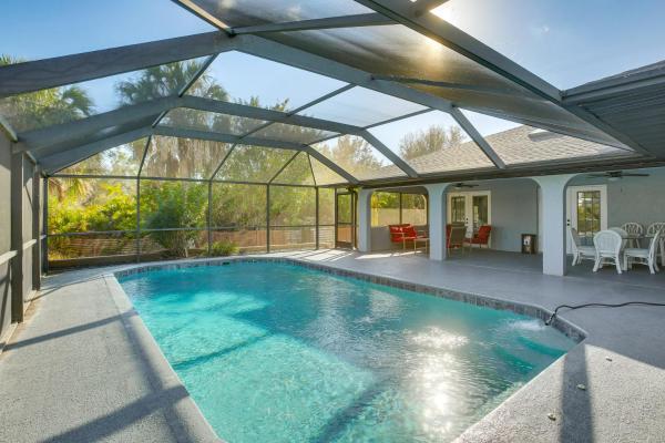 Poolside Bliss! Port Charlotte Haven 4 Mi To Beach - Punta Gorda, FL