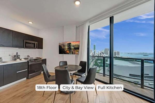 Miami 3br Retreat City And Bay Views - Miami, FL