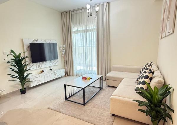 1br Apartment With Private Jacuzzi In Jvc - Jliving - Dubai