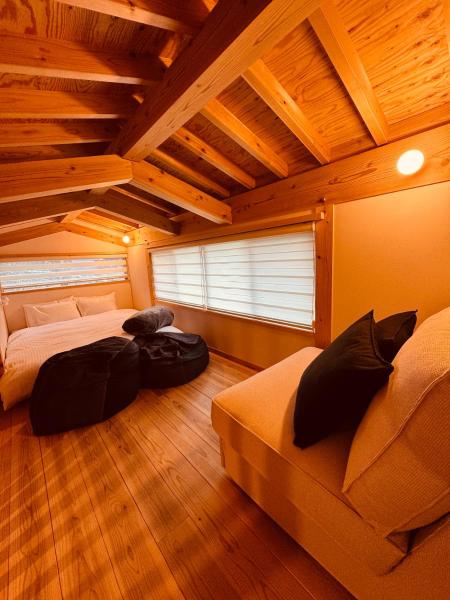 Crossfit Otoyo Strength "Tiny House" Free Firepit, Bbq Grill, Gym - Japan