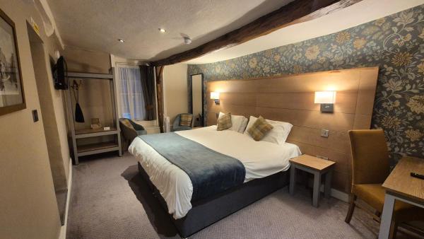 The Snooty Fox Pub - Kirkby Lonsdale