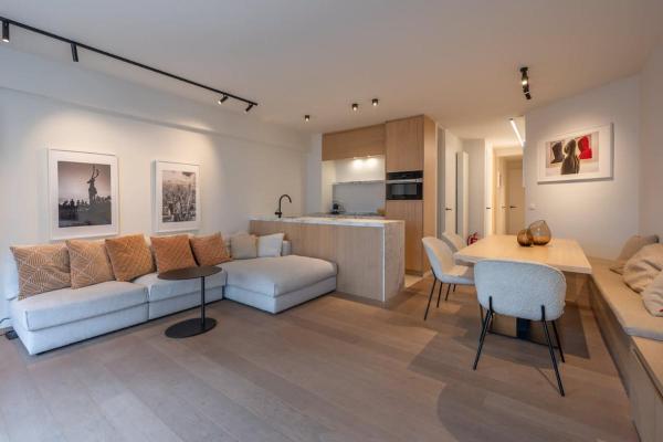 Stylish 3-bed Apartment With Private Terrace - Maldegem