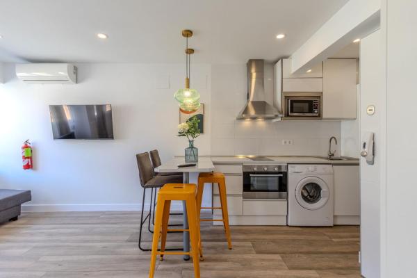 Bright And Fantastic Studio - Apartment Puerta Toledo C - Madrid