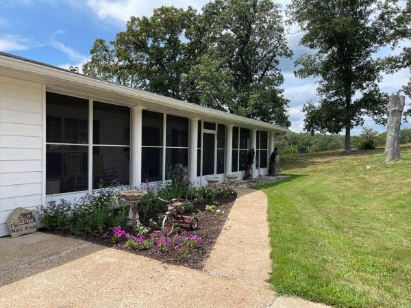 Spacious Cabin Retreat - Sleeps 12 -1hr From Stl - Cedar Hill, MO