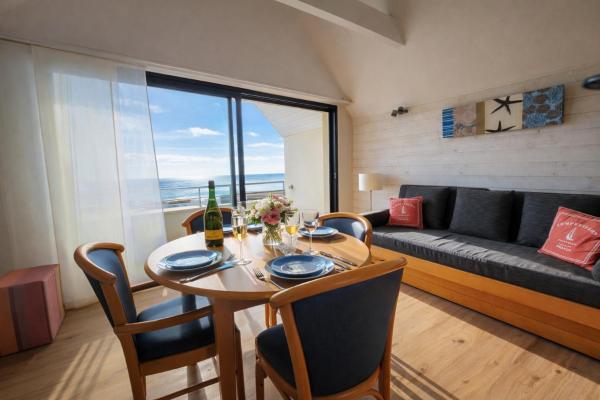 Tipoz'immo - Le Grand Large 209 Accès Direct Plage - Vue Mer - Animaux Bienvenus - Wifi Inclus - Linge Inclus - Parking Gratuit - Grand Balcon - Pouldreuzic