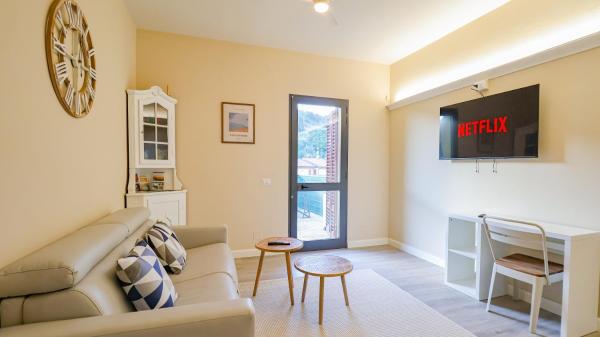 The Modern Stay - With Terrace, Wi-fi, Parking Lot - Pistoia