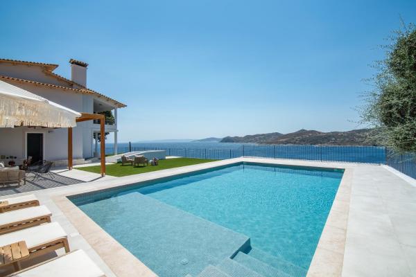 Villa Consta With Tennis, Saltwater Pool & Sea Views By Kb Hospitality - Milos