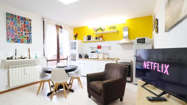 Cozy Loft - With Wi-fi, Smart Tv, Parking - Altopascio