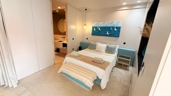Spacious Studio Apartment In The Heart Of Cascais Historic Center - Estoril