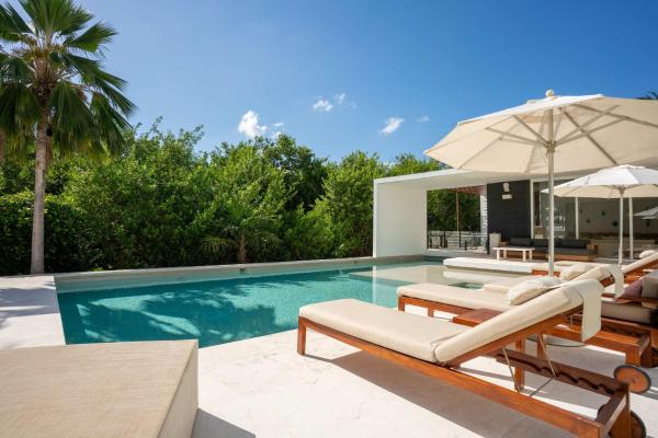 Villa Marazul 5br Beach & Golf Access - Isla Mujeres