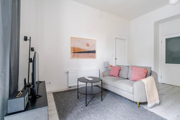 Blueground Vršovice Private Terrace Equipped Prg-4 - Praga