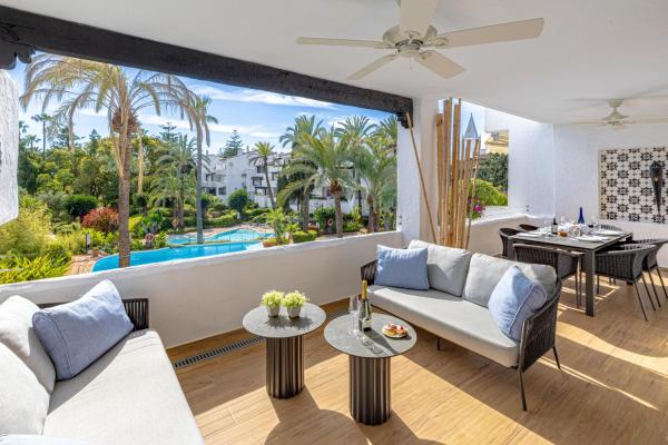 Luxurious Apartment In Puente Romano, Marbella (Golden Mile) - Marbella